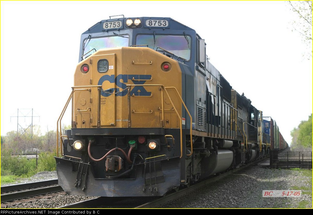 CSX 8753 05/17/2005